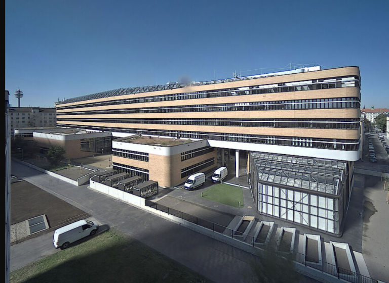 Klimafreundlich und ultramodern – das neue Biologiezentrum der ...